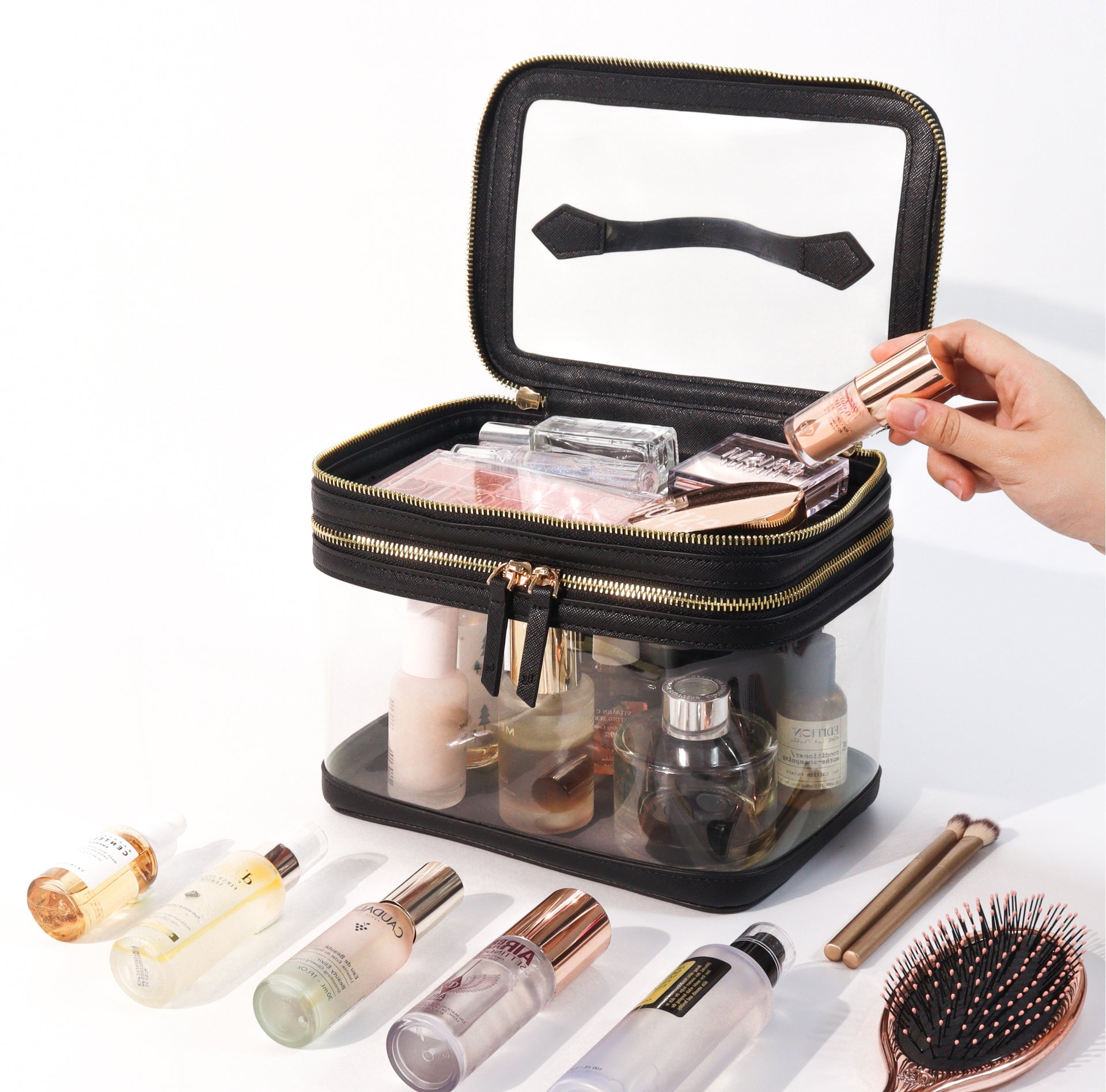 Chic Skincare Bags for Organized Travel - Compact and Convenient ...