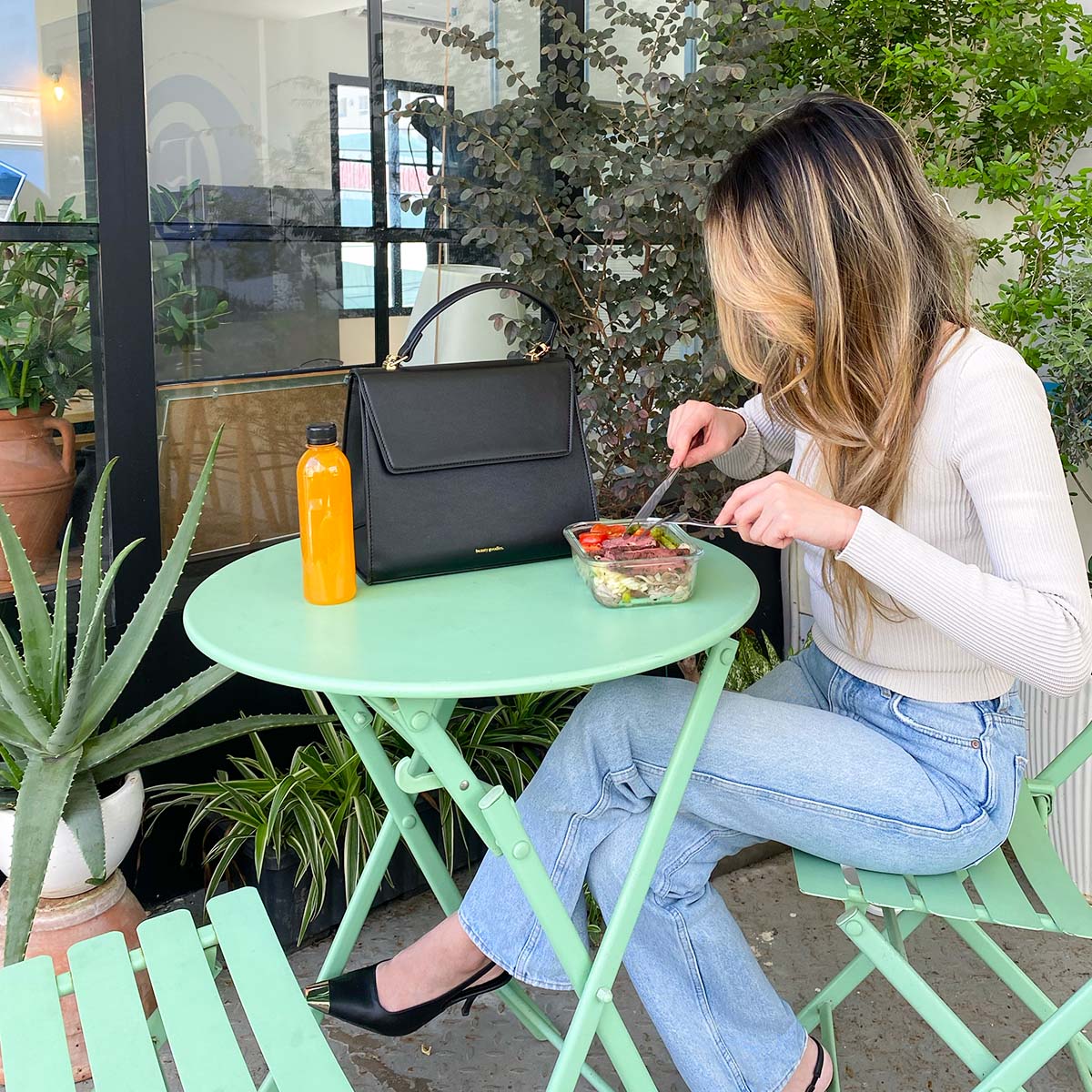 Chic and Insulated Lunch Bags for Work and Leisure - Insulated and ...